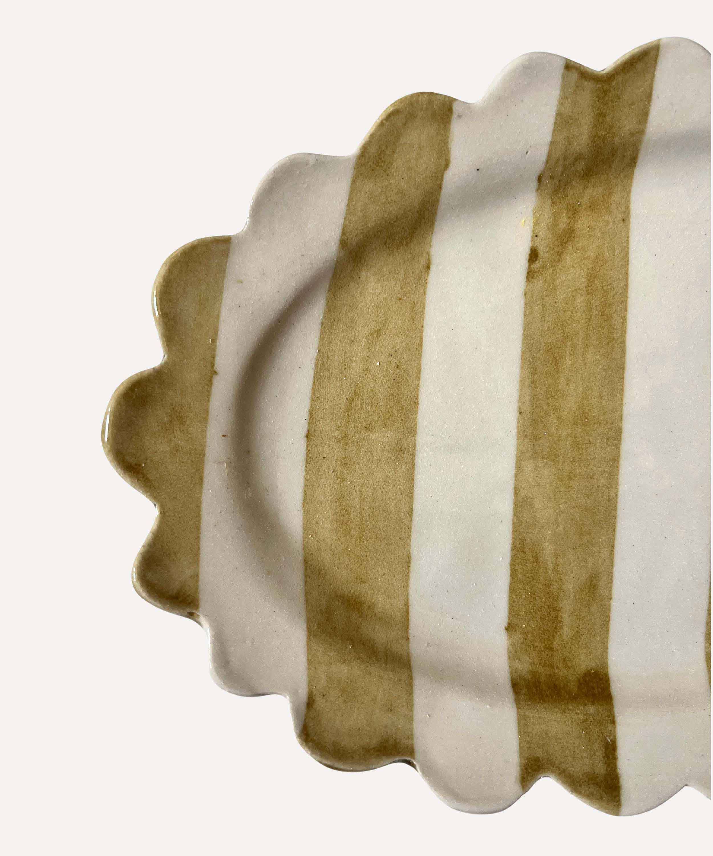 Honey stripe scallop plate large - Glassette