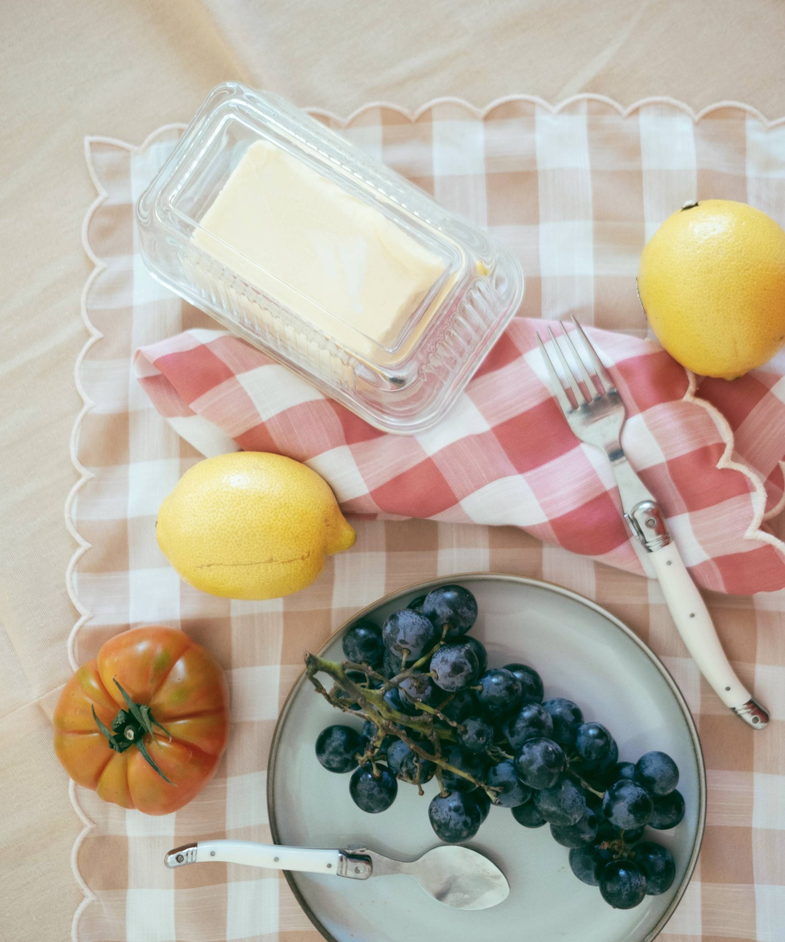 Scallop Placemat Set of 6 - Beige Checker - Glassette