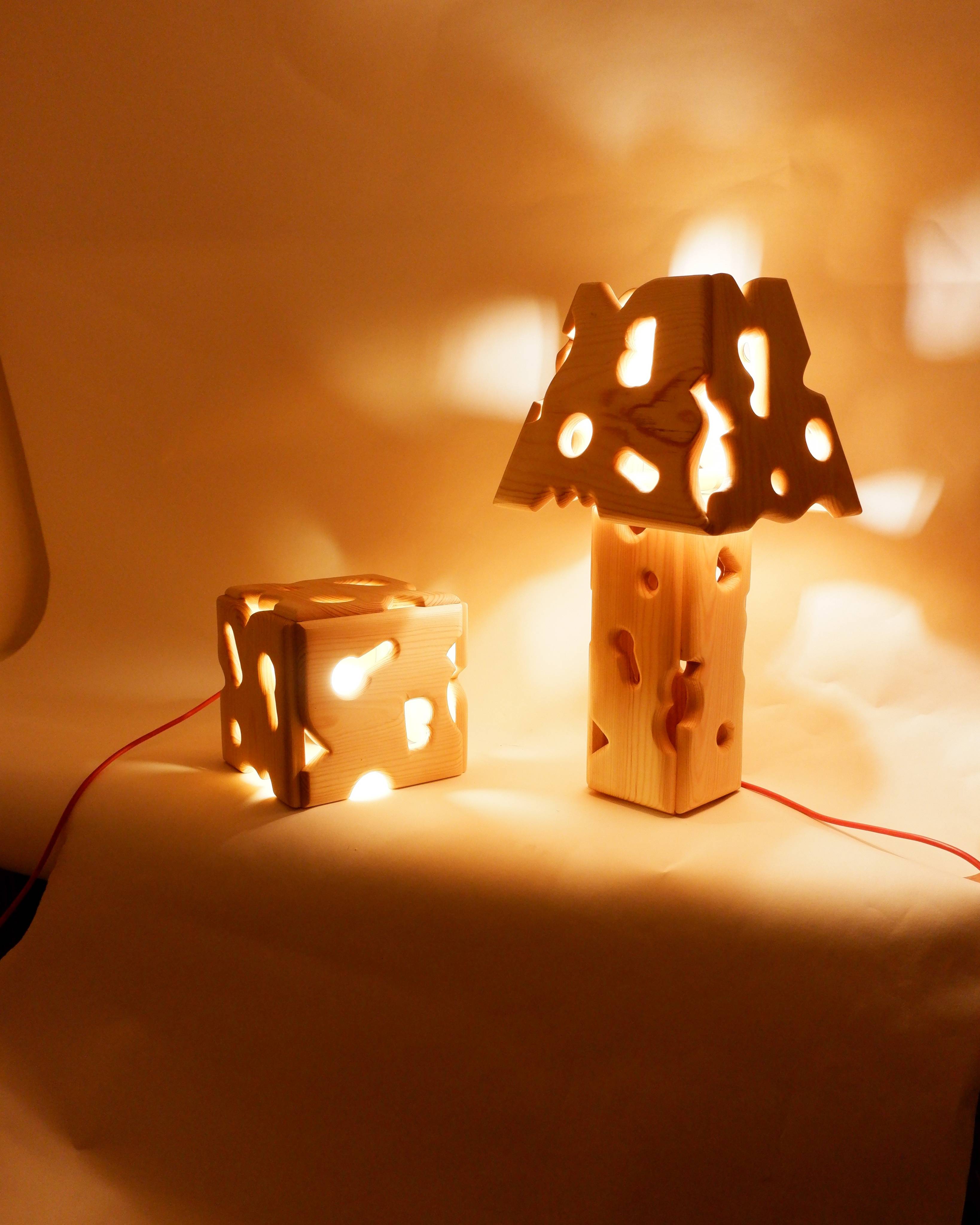 Cut Out Lamp - Glassette